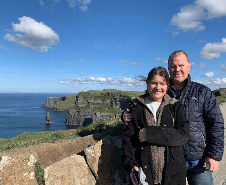 Dublin: Voyagers Private Luxury Cliffs of Moher Tour