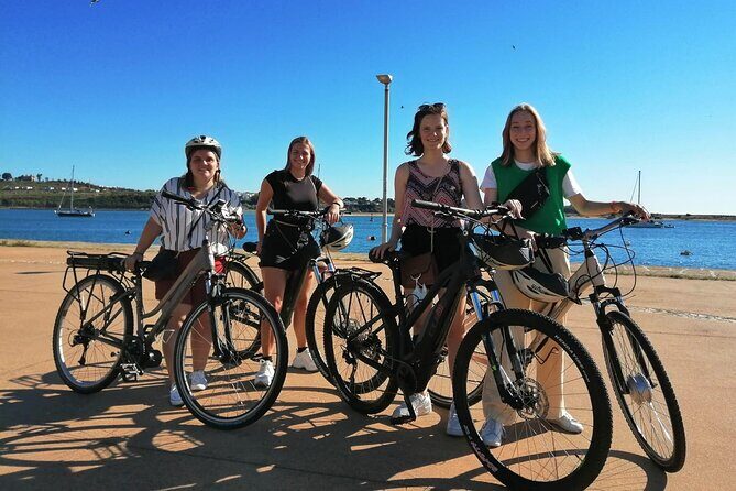 E Bike Porto Downtown and Sightseeing bike tour - Scenic Riverside and Coastal Stretch