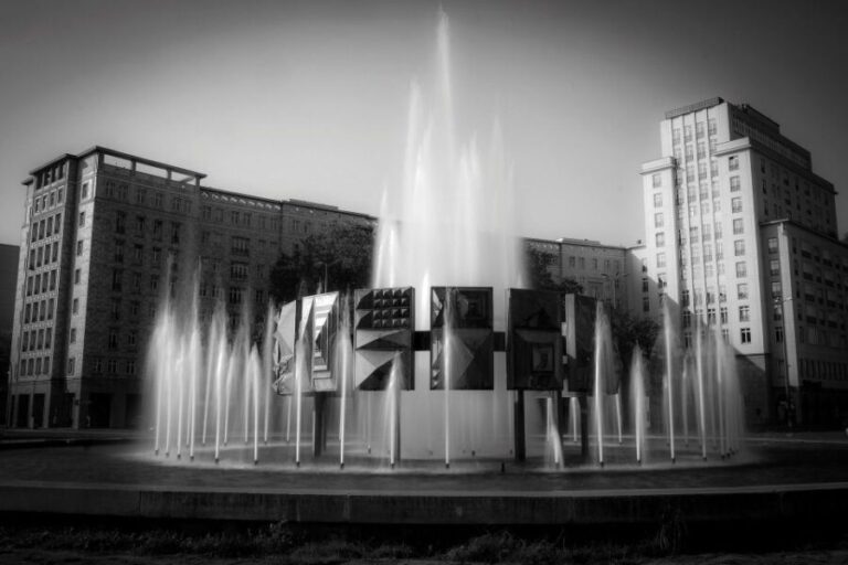 East Berlin: City of Shadows Walking Tour - What It Feels Like and What You’ll Learn