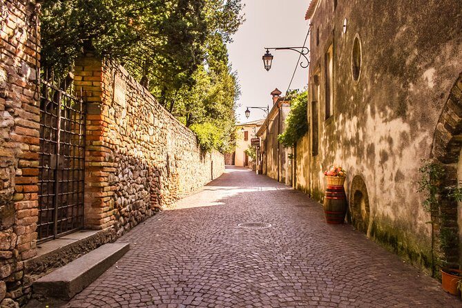 From Abano Montegrotto Tour to Arquà Petrarca medieval village - Stop 2: Arquà Petrarca Village
