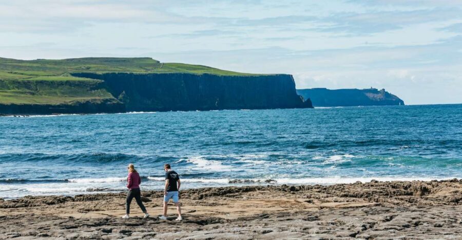 From Galway: Aran Islands & Cliffs of Moher Full-Day Trip