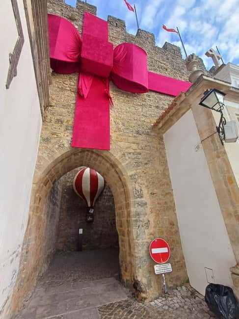From Lisbon: Óbidos Christmas Village day trip