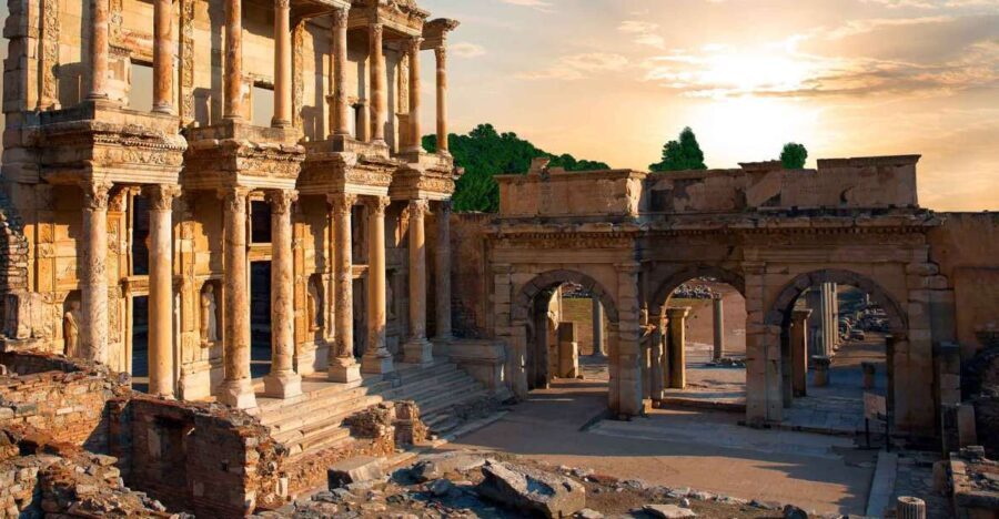 From Marmaris: Ephesus and Selcuk Tour with Buffet Lunch