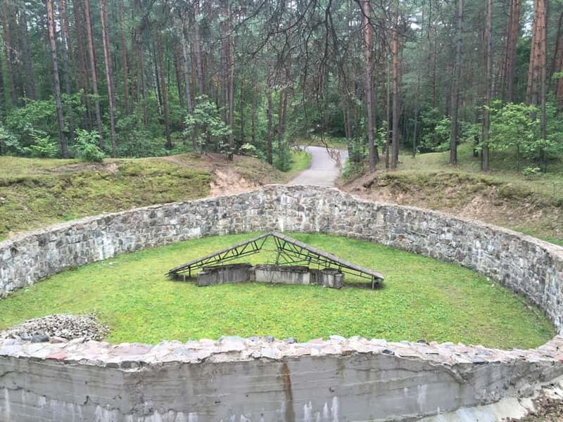 From Vilnius: Trakai Castle and Paneriai Memorial Tour