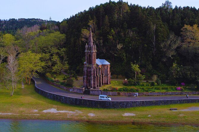 Furnas: Mystic Tour (w/Dinner & Thermal Springs)