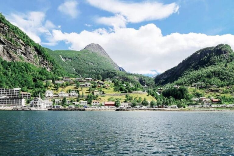 Geiranger Fjord Sightseeing Roundtrip from Geiranger - Why This Tour Works