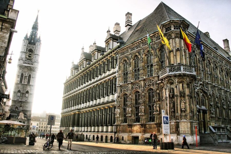 Ghent: Guided Walking Tour and Canal Boat Trip