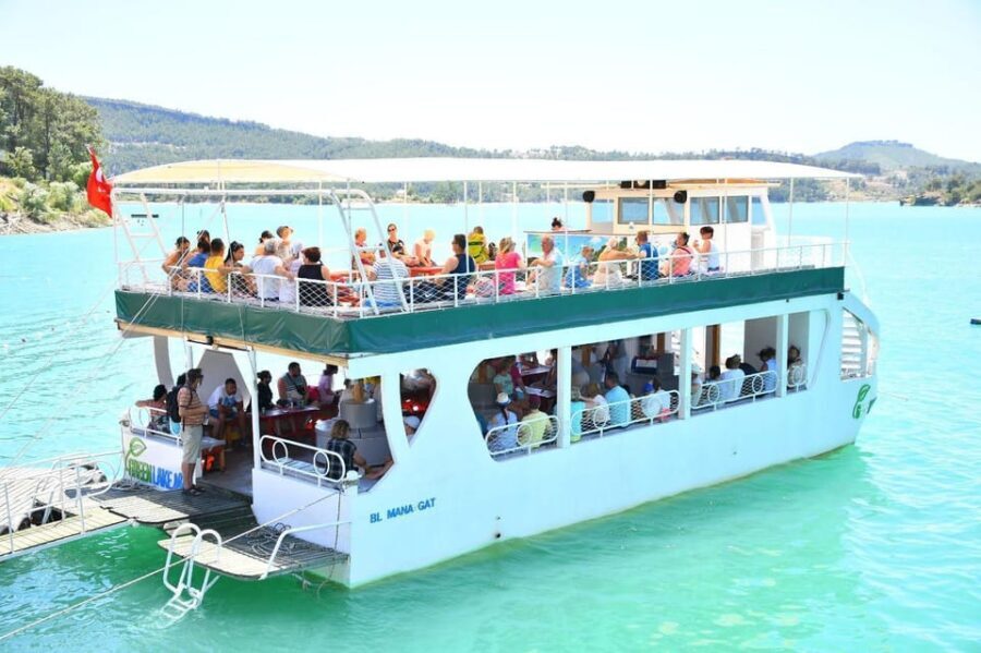 Green Canyon: Catamaran Cruise & Jeep Safari Adventure
