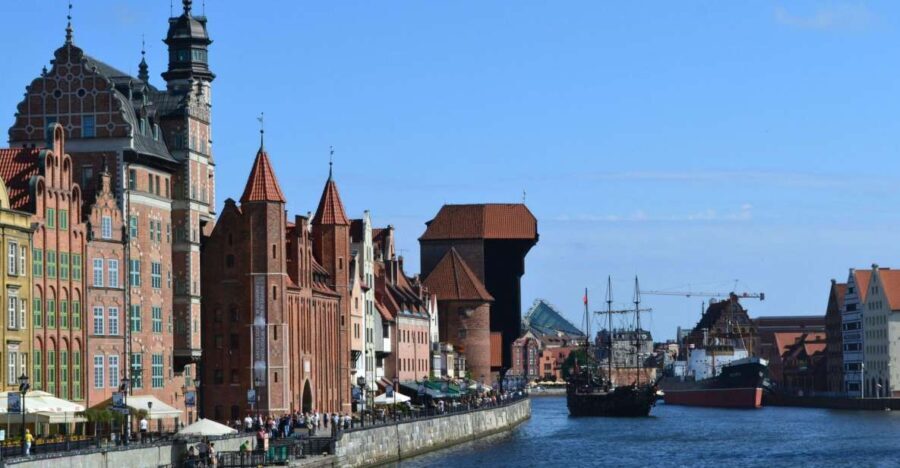 History of Gdansk Tour by Kayak on the Motawa River