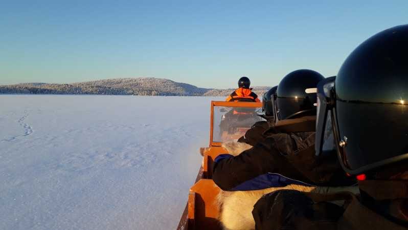 Ivalo: Ice Fishing Tour to Lake Inari, Reindeers & Lunch