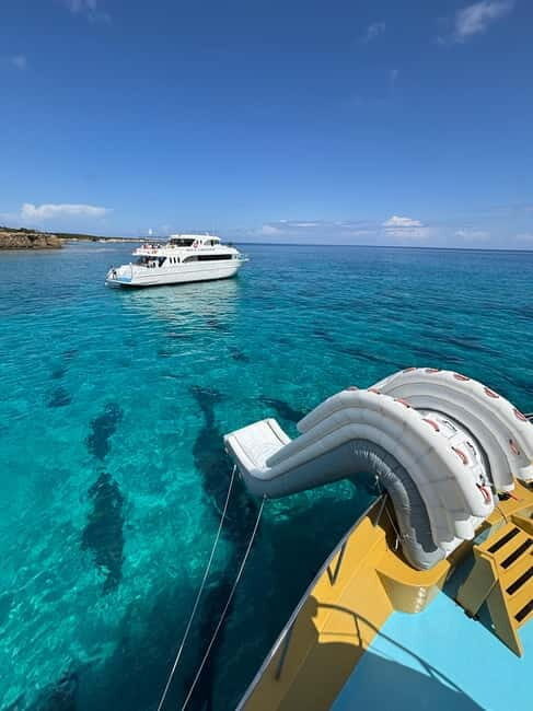 Jeep & Boat: 4x4 Tour + Boat to Blue Lagoon
