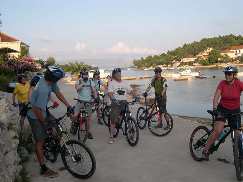 Korcula Island: Guided Mountain E-Bike Tour with Lunch
