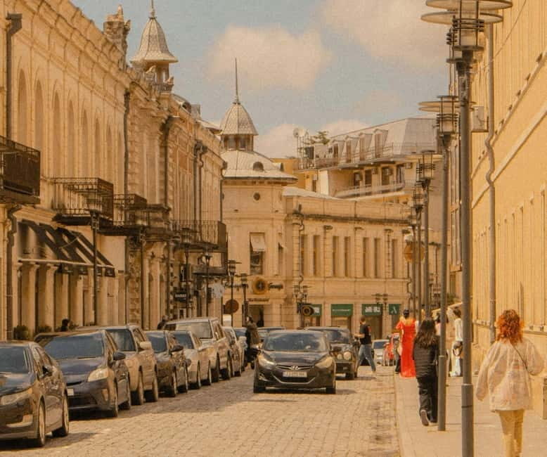Kutaisi City Walking Tour + Free Wine Tasting