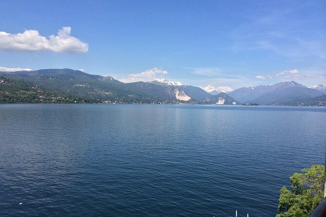Lake Como Cruise from Milan - small group tour - Visiting Lakeside Villas or Bellagio