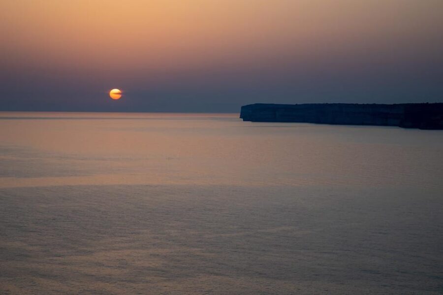 Malta: Sunrise Group Tour with Pro Photographer