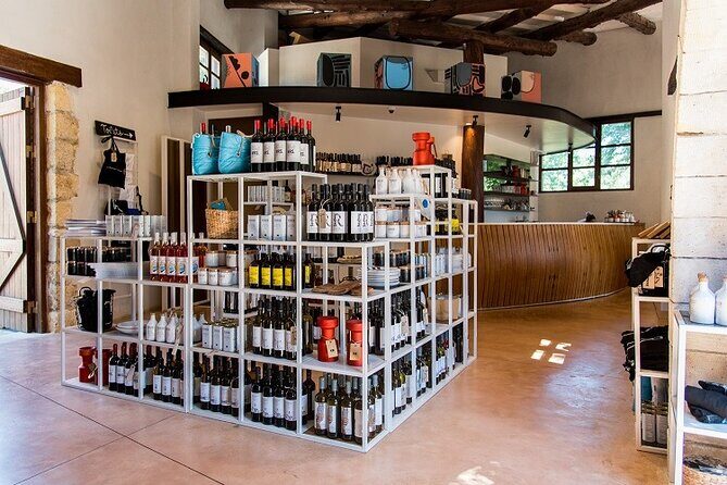 Manousakis Winery Shuttle Service Tour and Taste - FAQ