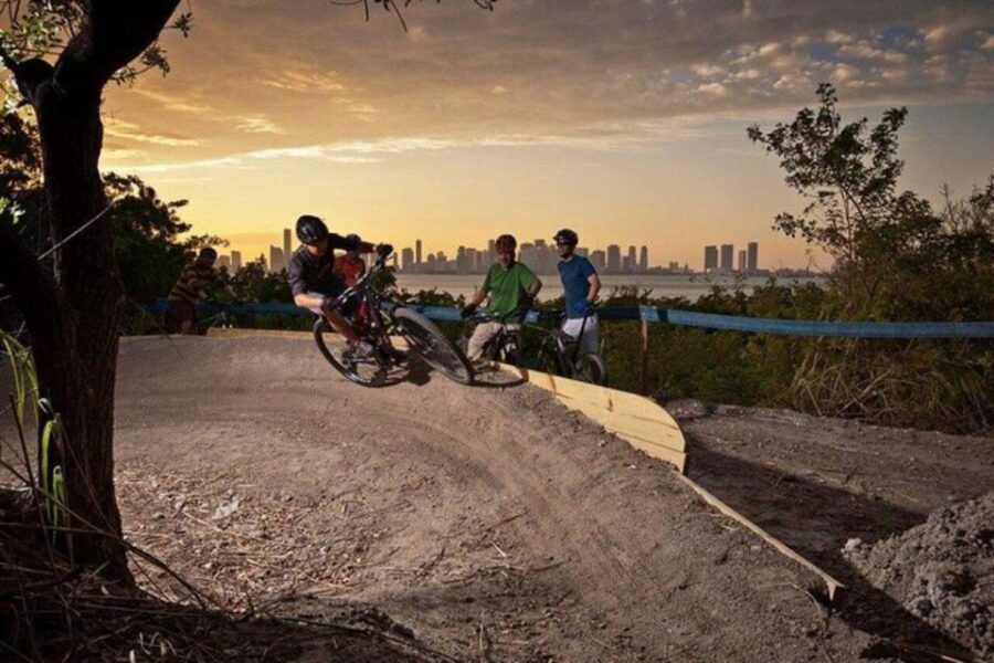 Miami: Mountain Bike Rental on Virginia Key Trails - The Sum Up