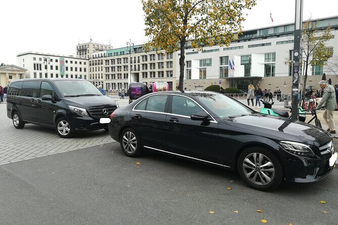 Minivan Driver and Guide (DIN15565) Tailor Made Berlin Highlights