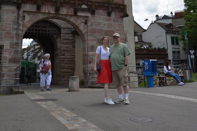 Moments in Basel: Personalized Tour & Photo Session