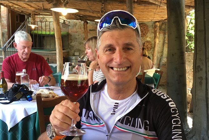 Montecatini Terme cycle and wine tasting visit