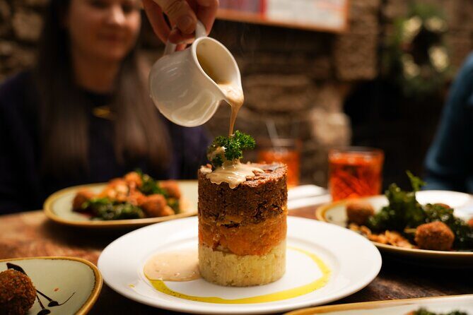 New! Edinburgh Old Town Food & Drinks Tour with Eating Europe