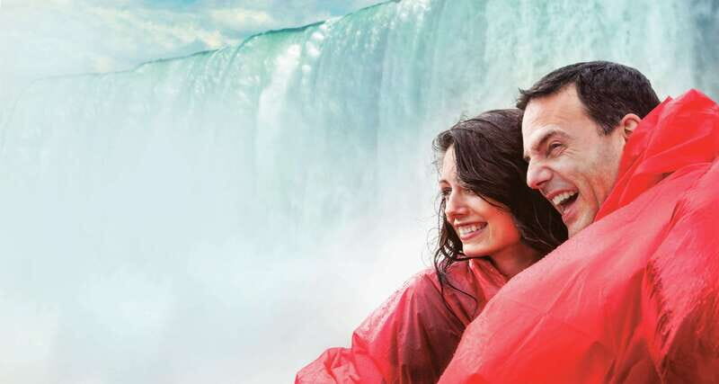 Niagara Falls, Canada: Sightseeing Tour with Boat Ride - The Itinerary in Detail