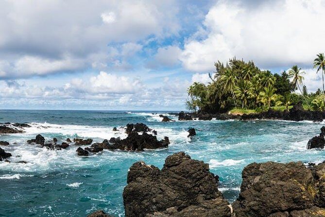 One Day Heavenly Hana Tour: Island Hopping from Oahu to Maui - Who Will Find This Tour Most Useful?