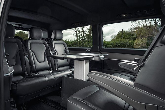 Paris Airport Transfer: Paris to Paris Airport CDG by Luxury Van