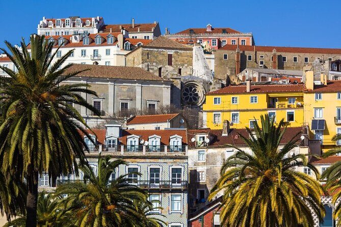 Photography Workshop-Tour in Alfama - Lisbon
