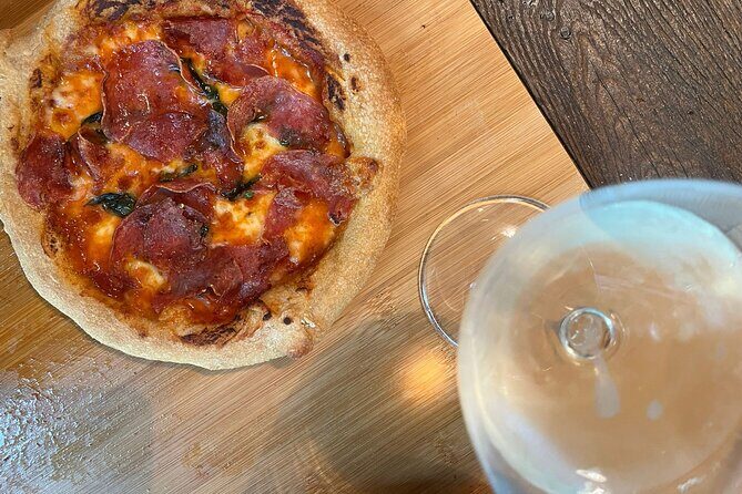 Pizza Cooking Class with Tiramisù and Wine Tasting in Milan
