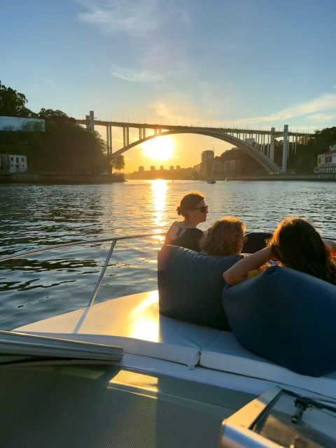 Porto PRIVATE Boat Tour: 6 Bridges, River Mouth & SUNSET