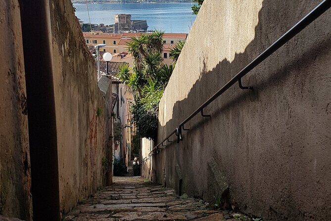 Portoferraio Walking Tour with Guide 2 Hours