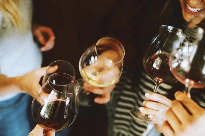 Private Barcelona Walking Tour with Flamenco Show & Tapas Dinner