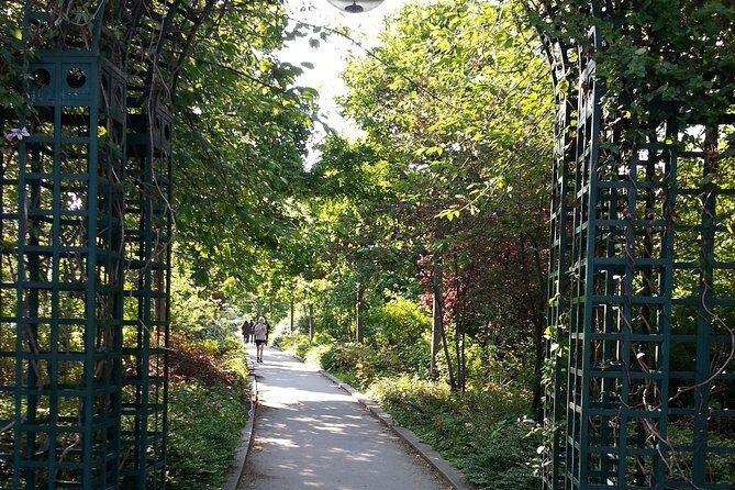 Private Bastille and Aligre market walking tour with the highline - The Itinerary Breakdown