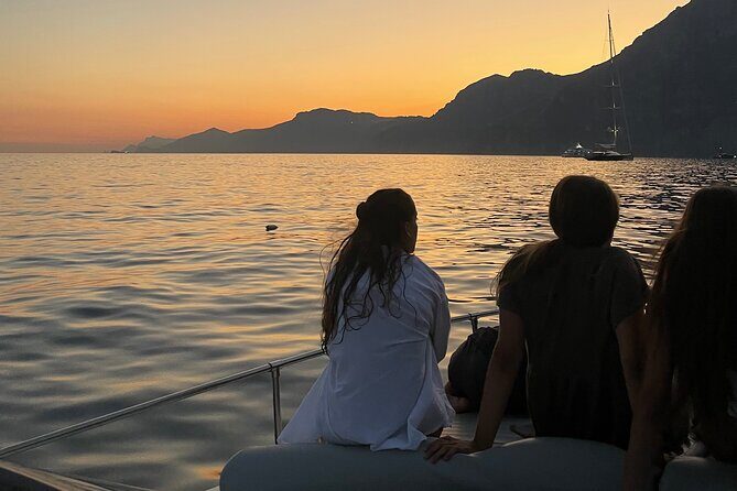 Private Boat Tour at Sunset on the Amalfi Coast - Who Should Consider This Tour?