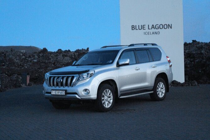 Private Keflavik Airport Transfer (Round trip)
