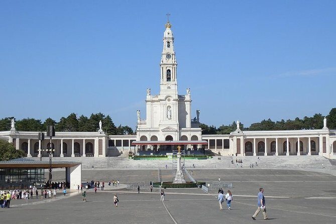 Private Tour for small groups of 7 Days in Portugal from Lisbon - Why This Tour Stands Out