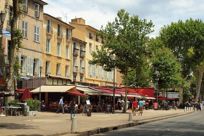 Private Transfer: Marseille Airport to / from Aix-en-Provence (and vicinity) - The Value of a Private, Stress-Free Transfer