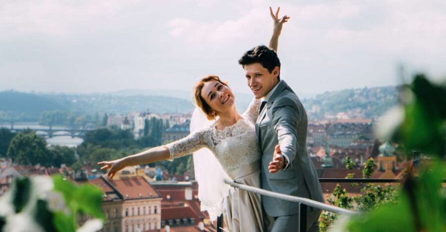 Professional photoshoot in Prague - 1 hour, 30 or 15 min