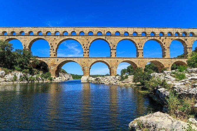 Provence in a Day Trip from Aix - Transportation and Duration: Why They Matter