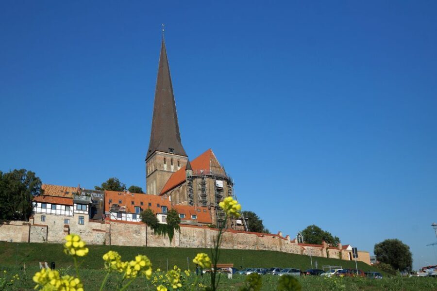 Rostock: City Walking Tour