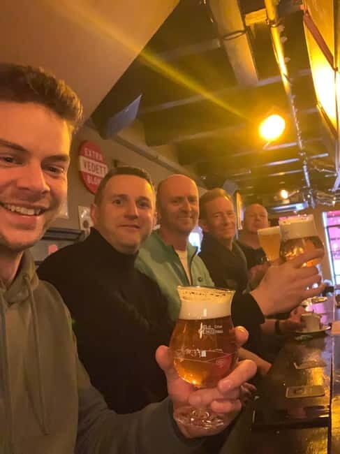 Rotterdam: Pub Crawl with Local Guide