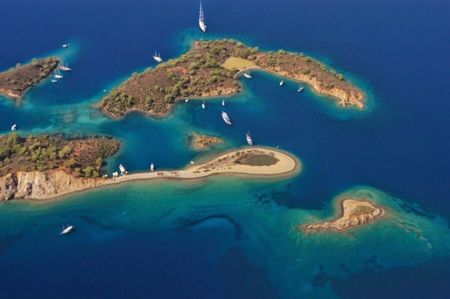 Sarigerme: 12 Islands Boat Trip with Lunch and Transfer