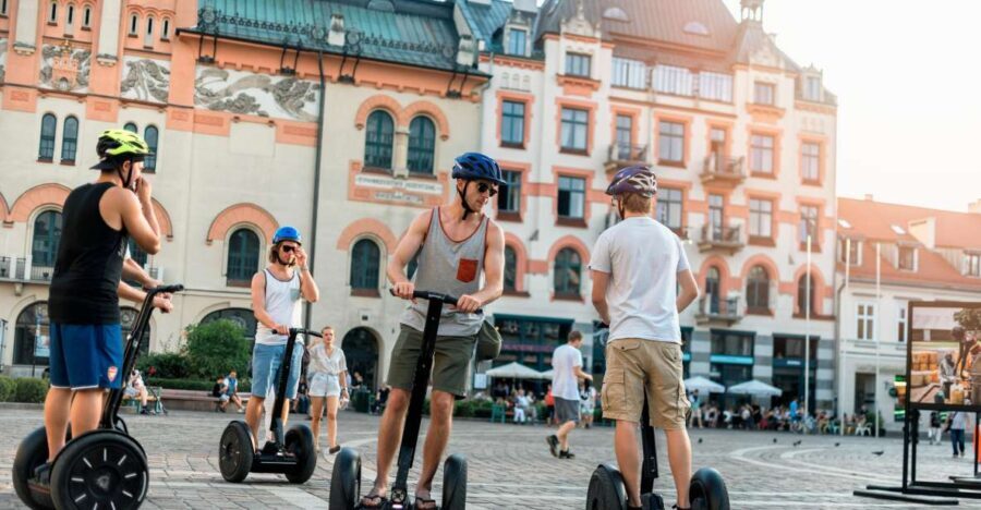 Segway Tour Gdansk: Full Tour (Old Town + Shipyard) 3-Hour