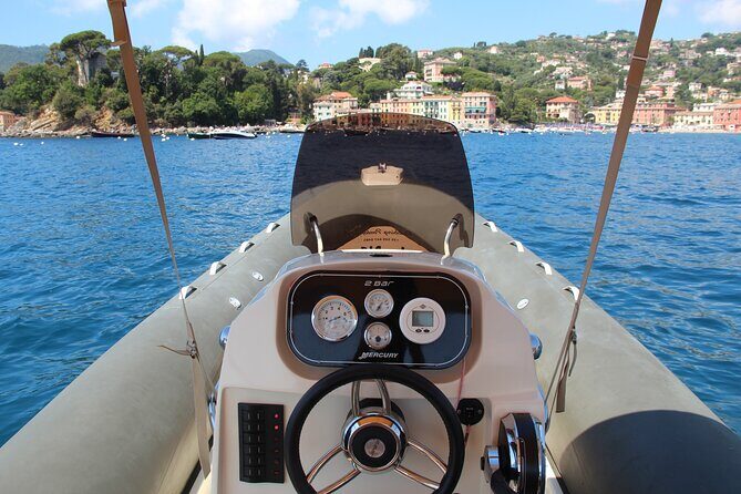 Self-Drive (No Licence) Boat Rental in Portofino Gulf