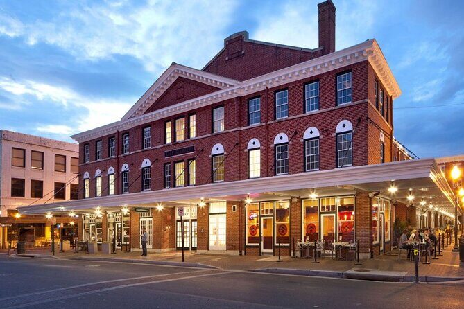 Self-Guided Scavenger Hunt: A Big Lick Of Roanoke - What the tour includes and excludes