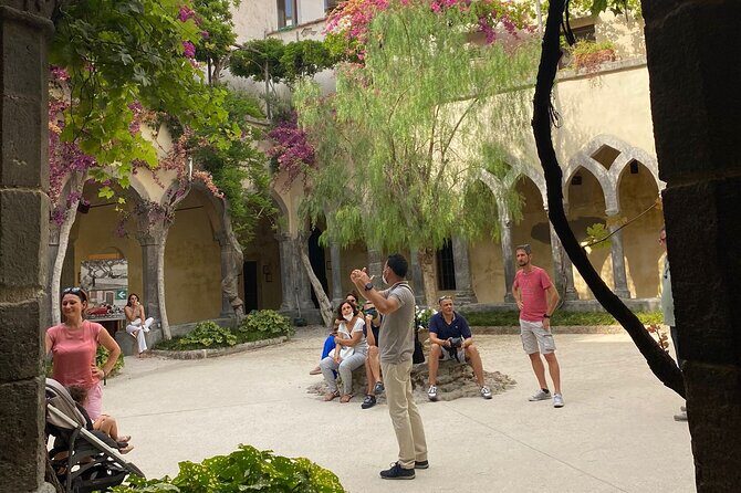 Sorrento Private Walking Tour with Guide and Limoncello Tasting