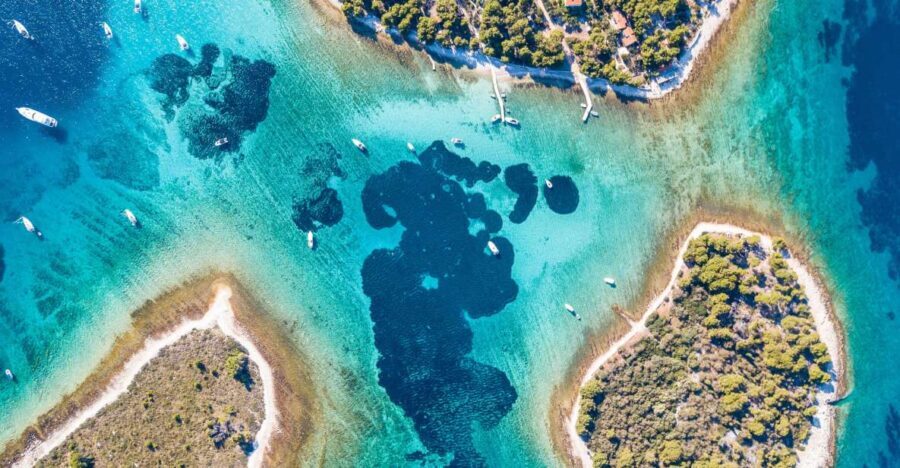Split: Blue Lagoon and olta Boat Tour with Lunch and Drinks