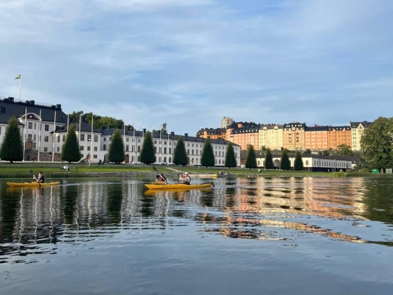 Stockholm: Sunset Kayak Tour in the City + Swedish Fika - What makes this experience special?
