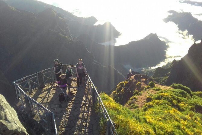 Sunrise Guided Hike PR1 Pico do Areeiro Pico Ruivo small group